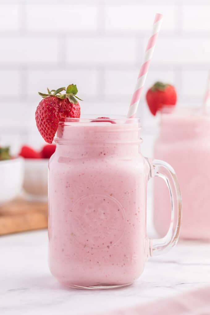 Berry Jam Smoothie - Simply Stacie