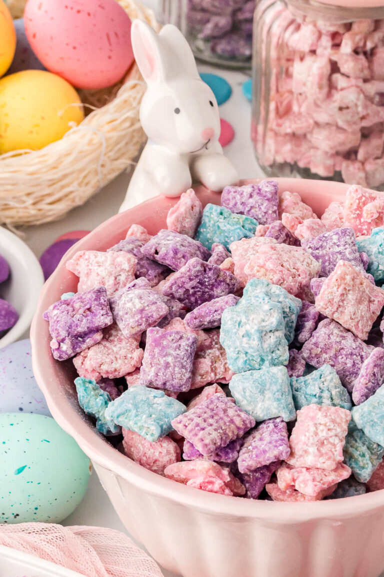 Easter Puppy Chow Recipe {Bunny Bait} - Simply Stacie