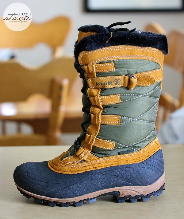stay-warm-with-kamik-winter-footwear-simply-stacie