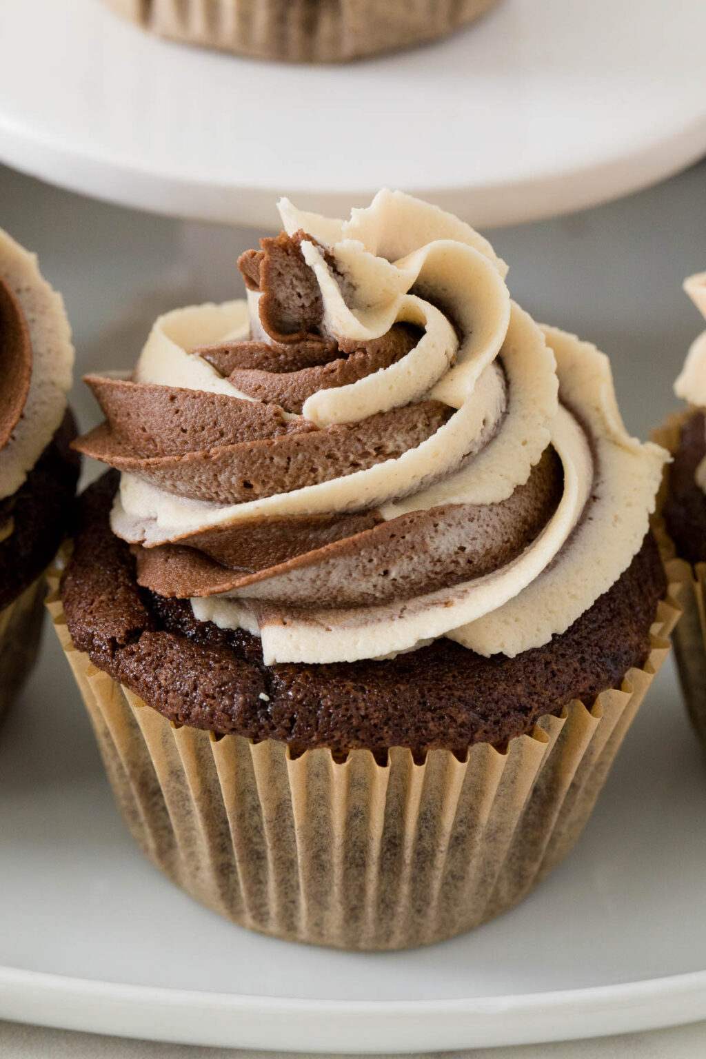 Best Chocolate Peanut Butter Cupcakes Recipe - Simply Stacie