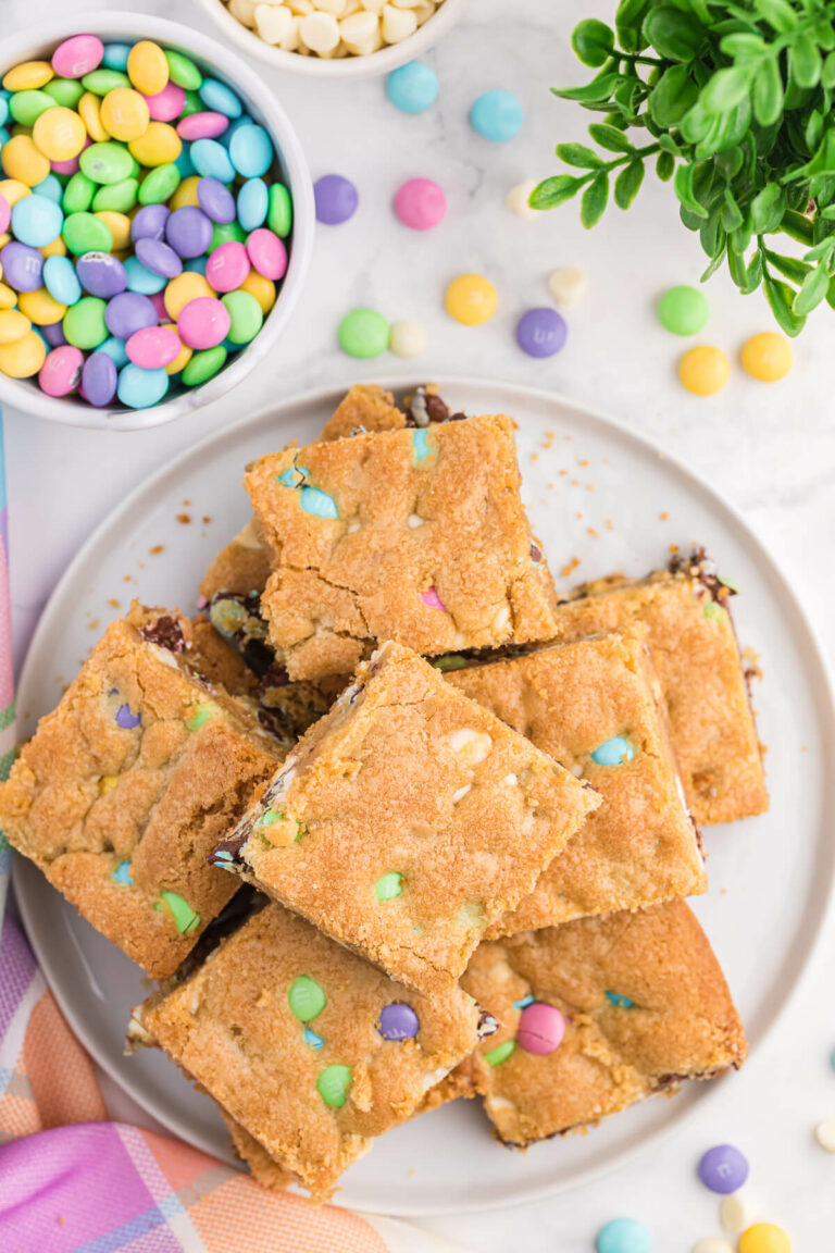 Spring Cookie Bars with M&Ms - Simply Stacie