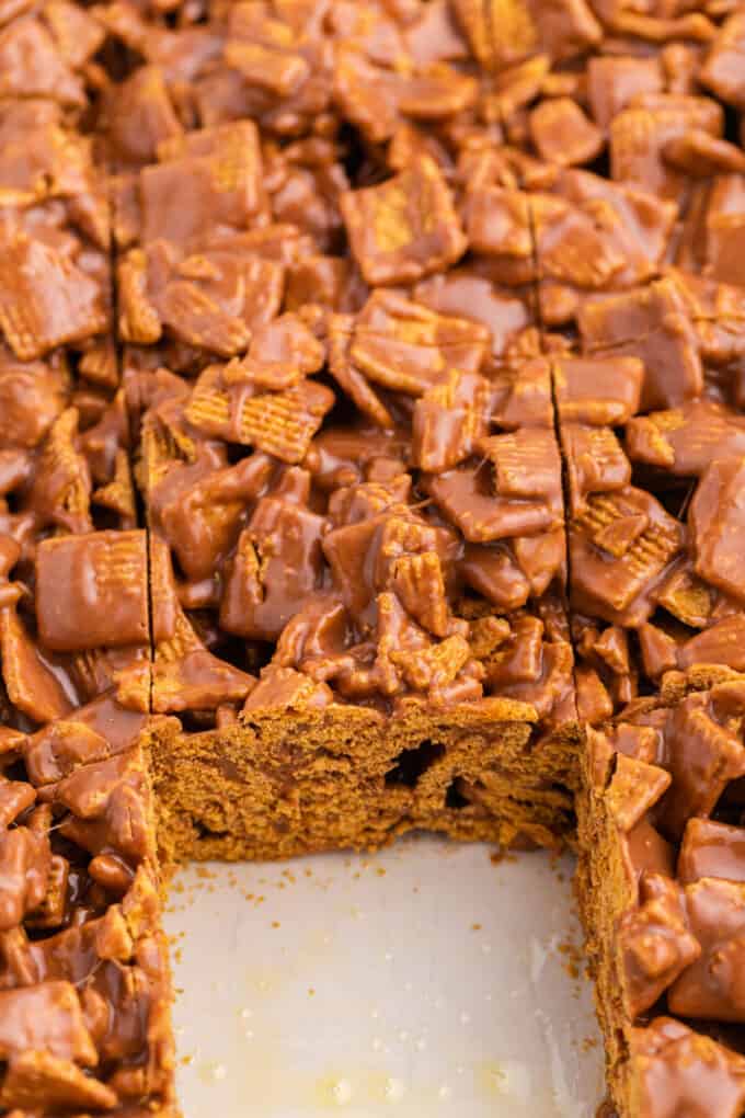 How to Make Indoor S'mores {No-Bake Bars} - Simply Stacie