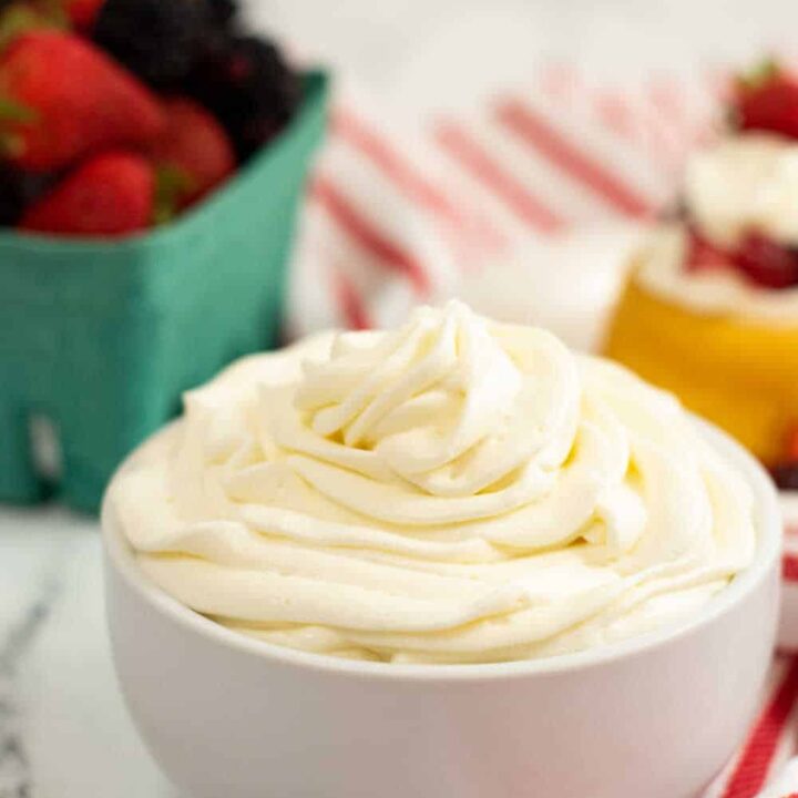 Stabilized Whipped Cream with Cream Cheese - Simply Stacie