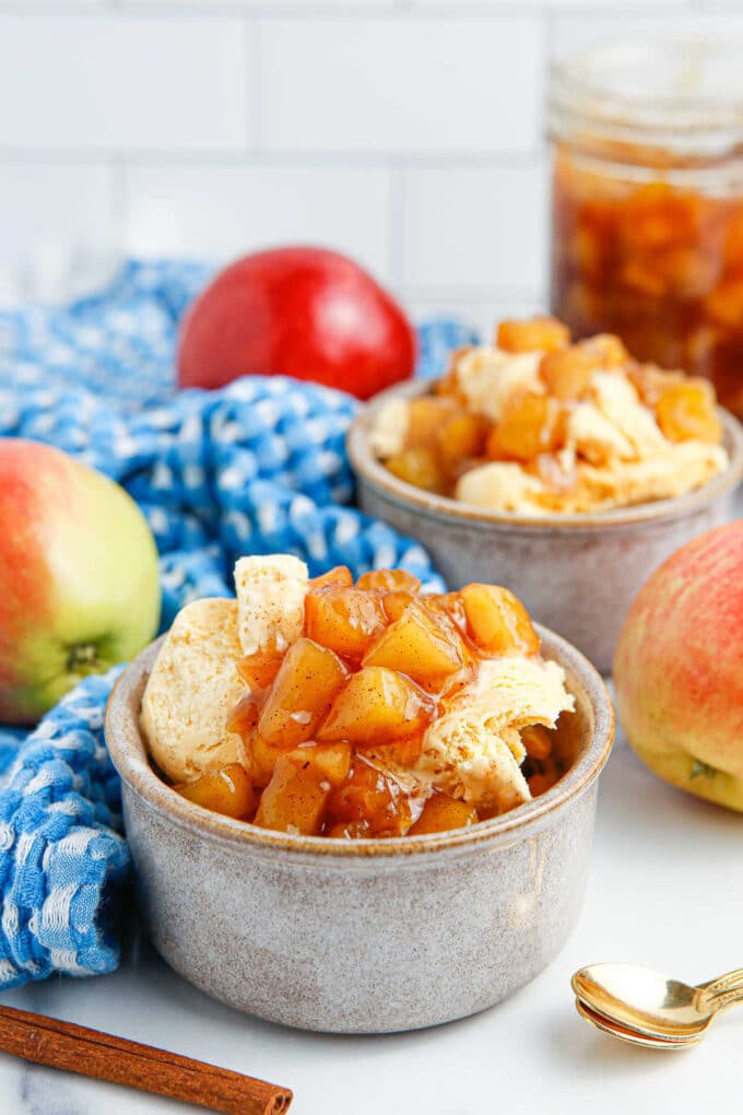 Easy Apple Compote Recipe - Simply Stacie
