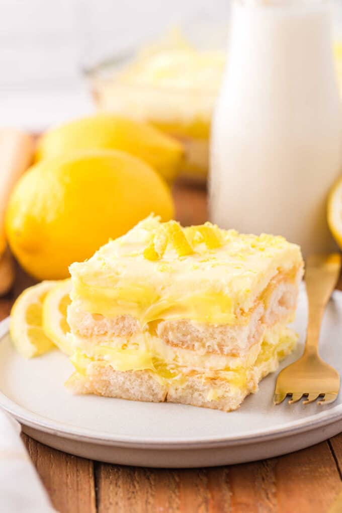 Easy Lemon Tiramisu with Lemon Curd Recipe - Simply Stacie