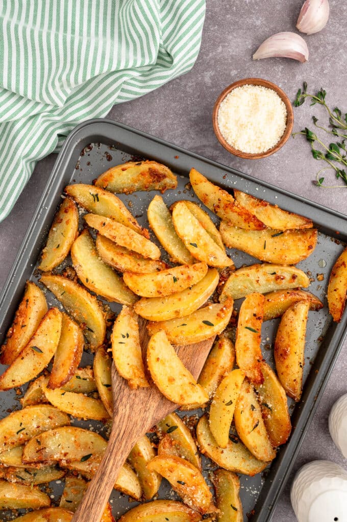 Parmesan Thyme Roasted Potatoes - Simply Stacie