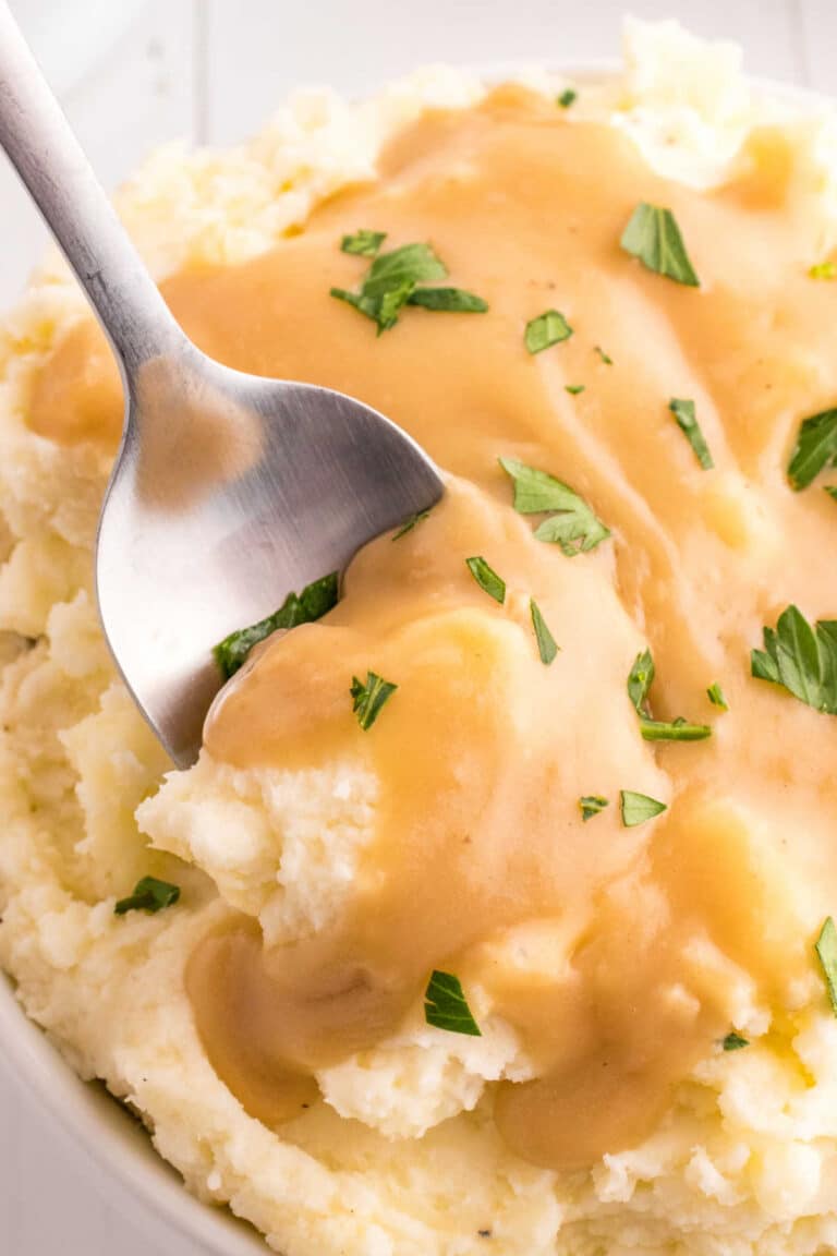 Easy Homemade Brown Gravy Recipe {No Drippings} - Simply Stacie