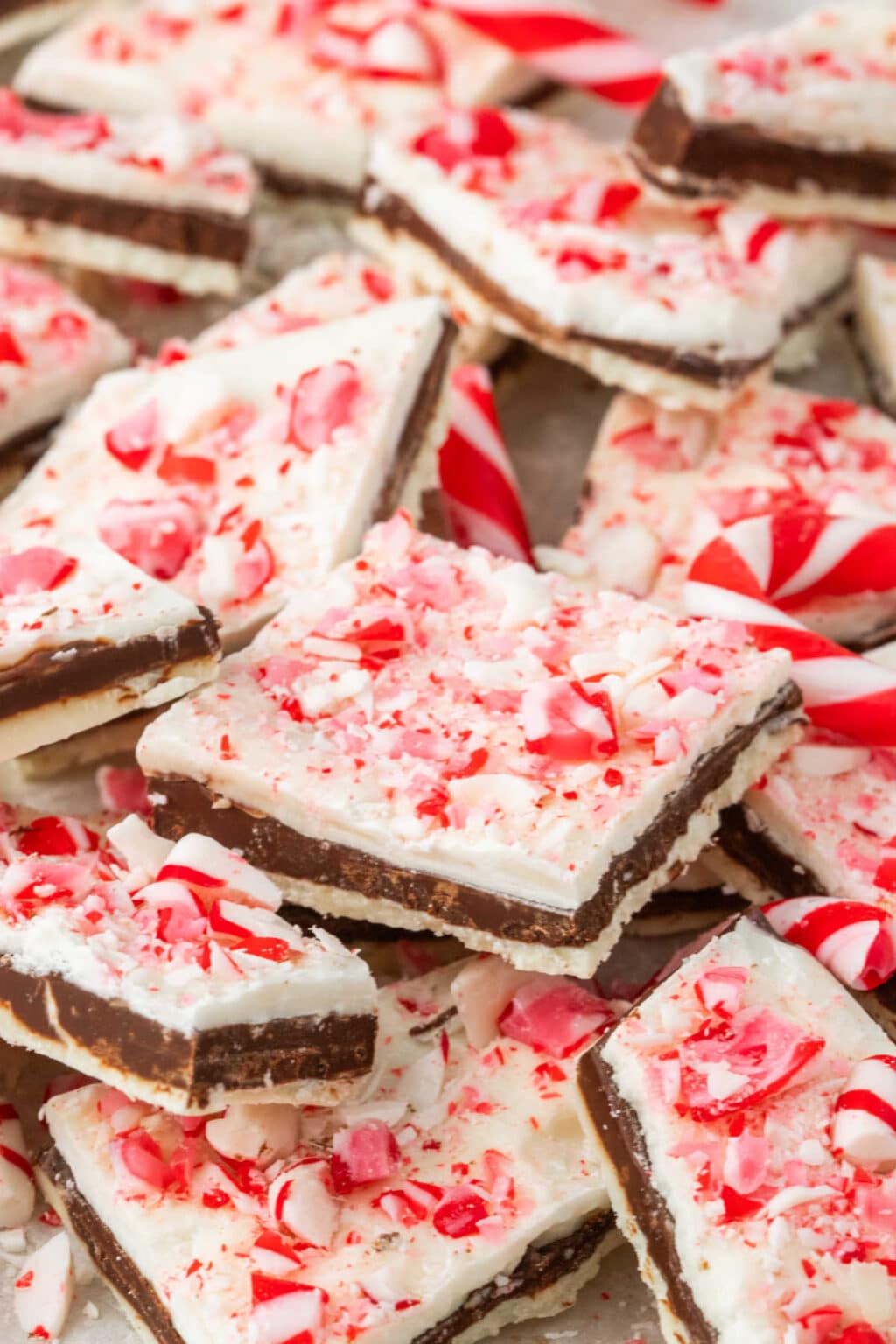 Easy Homemade Peppermint Bark Recipe - Simply Stacie