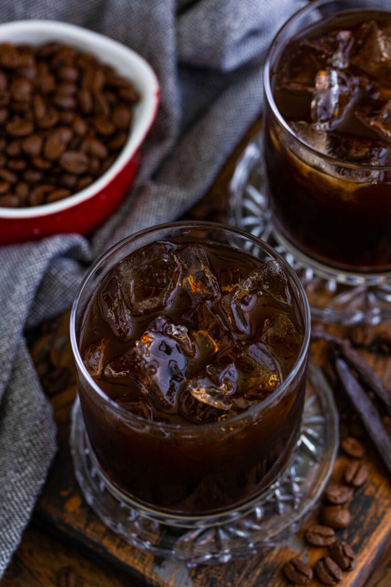 Homemade Kahlua {Quick Coffee Liqueur} - Simply Stacie